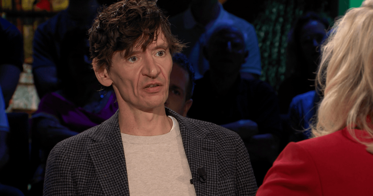 Peter Buwalda over het schrijfproces van zijn nieuwe roman: "Ik ben ...